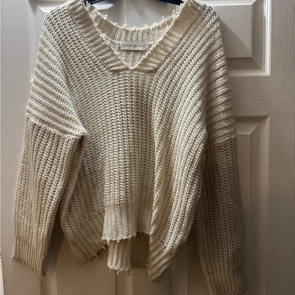 Sweet Generis | Sweaters | Soft Groove Womens Cream Vneck Sweater ...